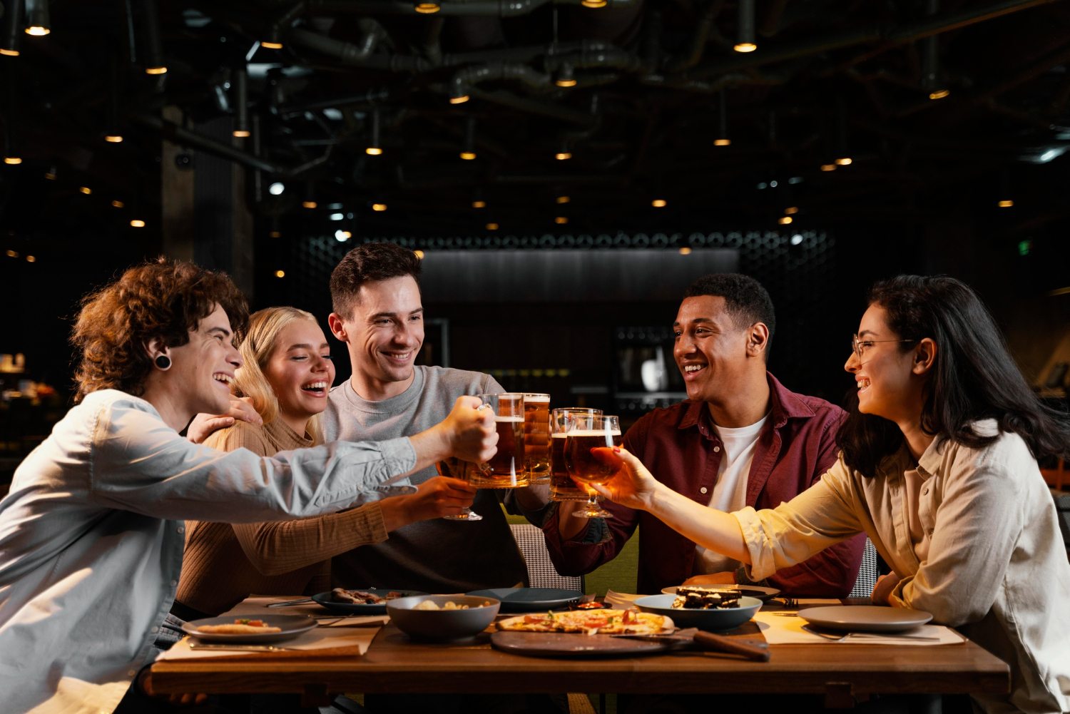 Happy Hour: O Guia Completo Para Aproveitar com os Amigos - Cursinho DOXI